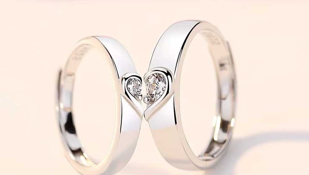 Types of Promise Rings: Discover Your Perfect Symbol of Love - Sparrow ...