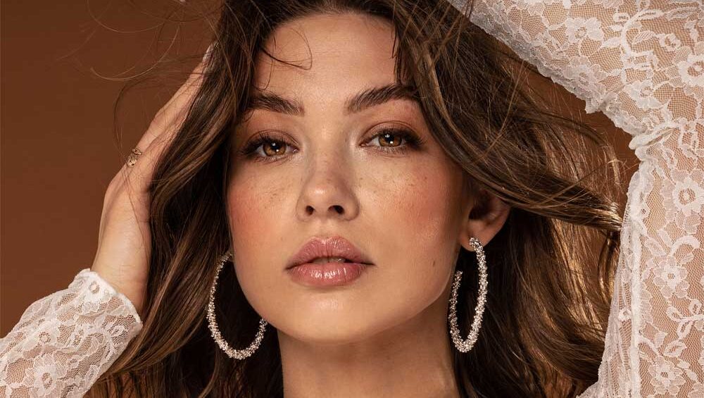 What Are Jewelry Adornments: Unveiling the Beauty and Elegance ...
