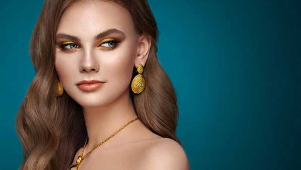 The Textured Look in Jewelry: Elevate Your Style - Sparrow Trades