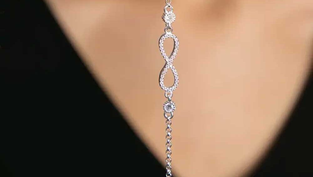 What is Infinity Jewelry and its Symbolic Meaning? - Sparrow Trades